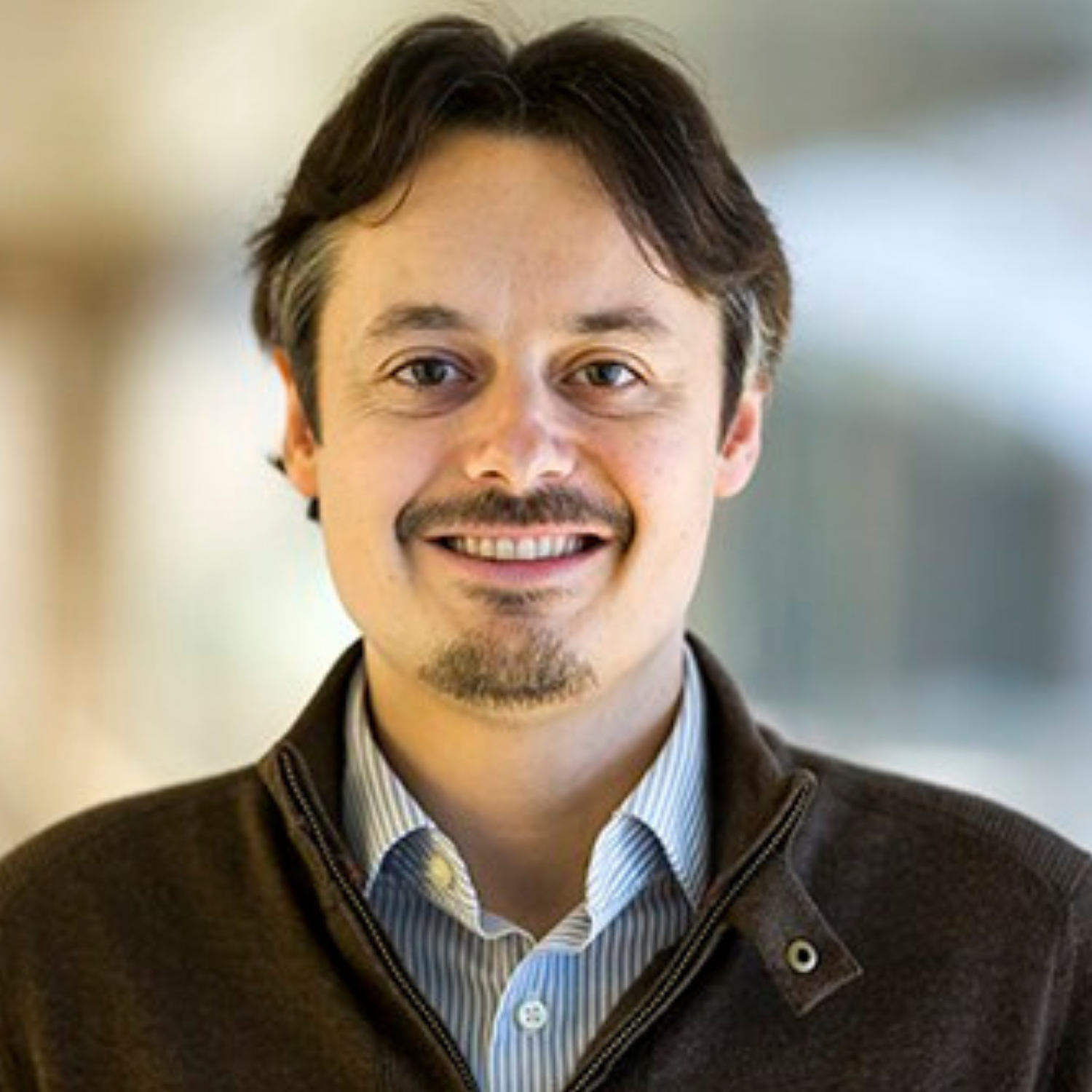 Real-time Hurricane Damage Estimation to Coastal Communities through ...